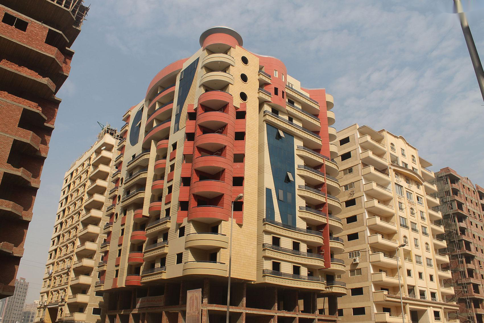 سوق العقارات في مصر ليس على ما يرام... أزمةٌ لسعر صرف الجنيه نصيبٌ فيها ...